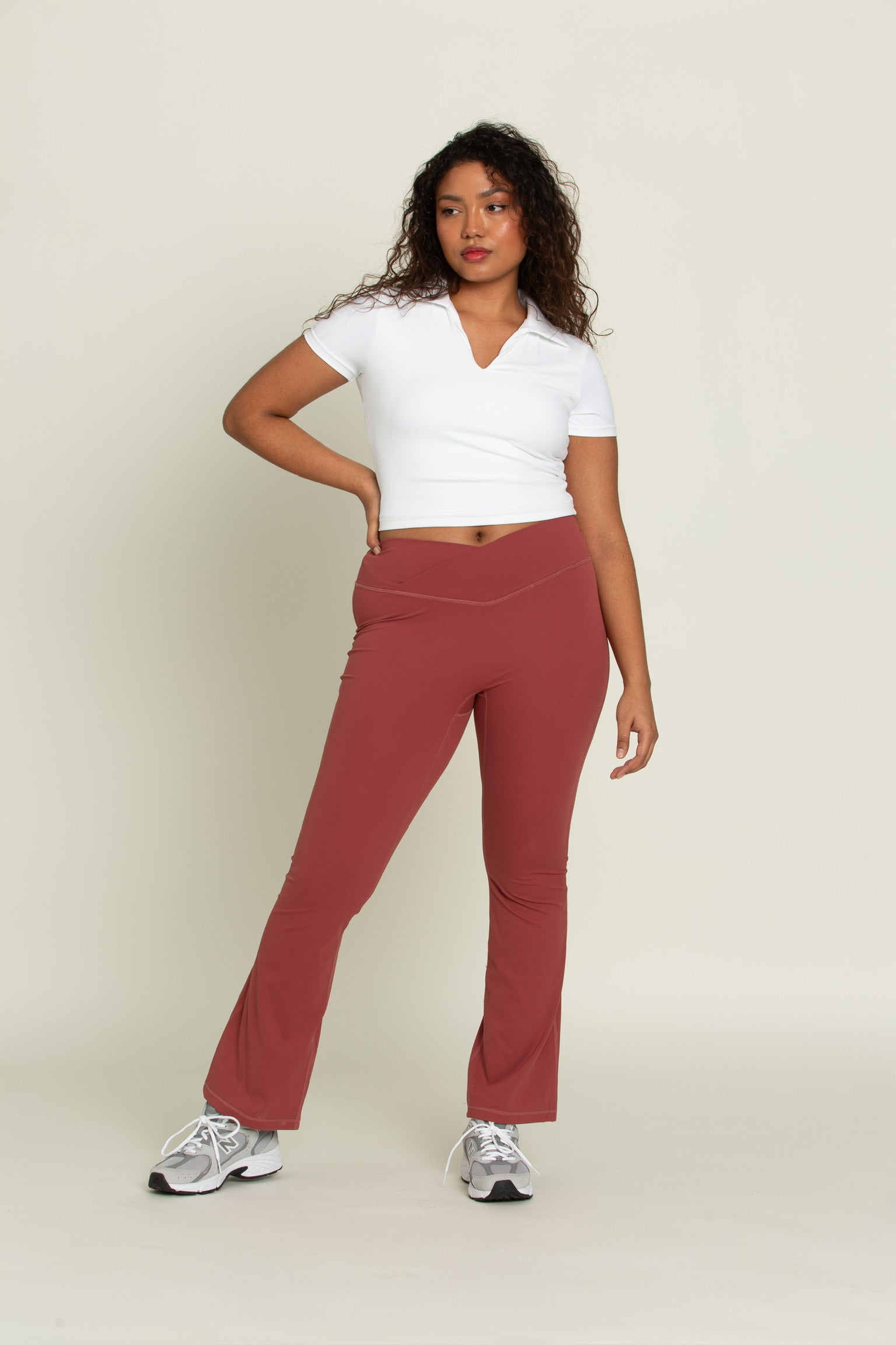 White Preppy V-Neck Polo Top – Gold Hinge