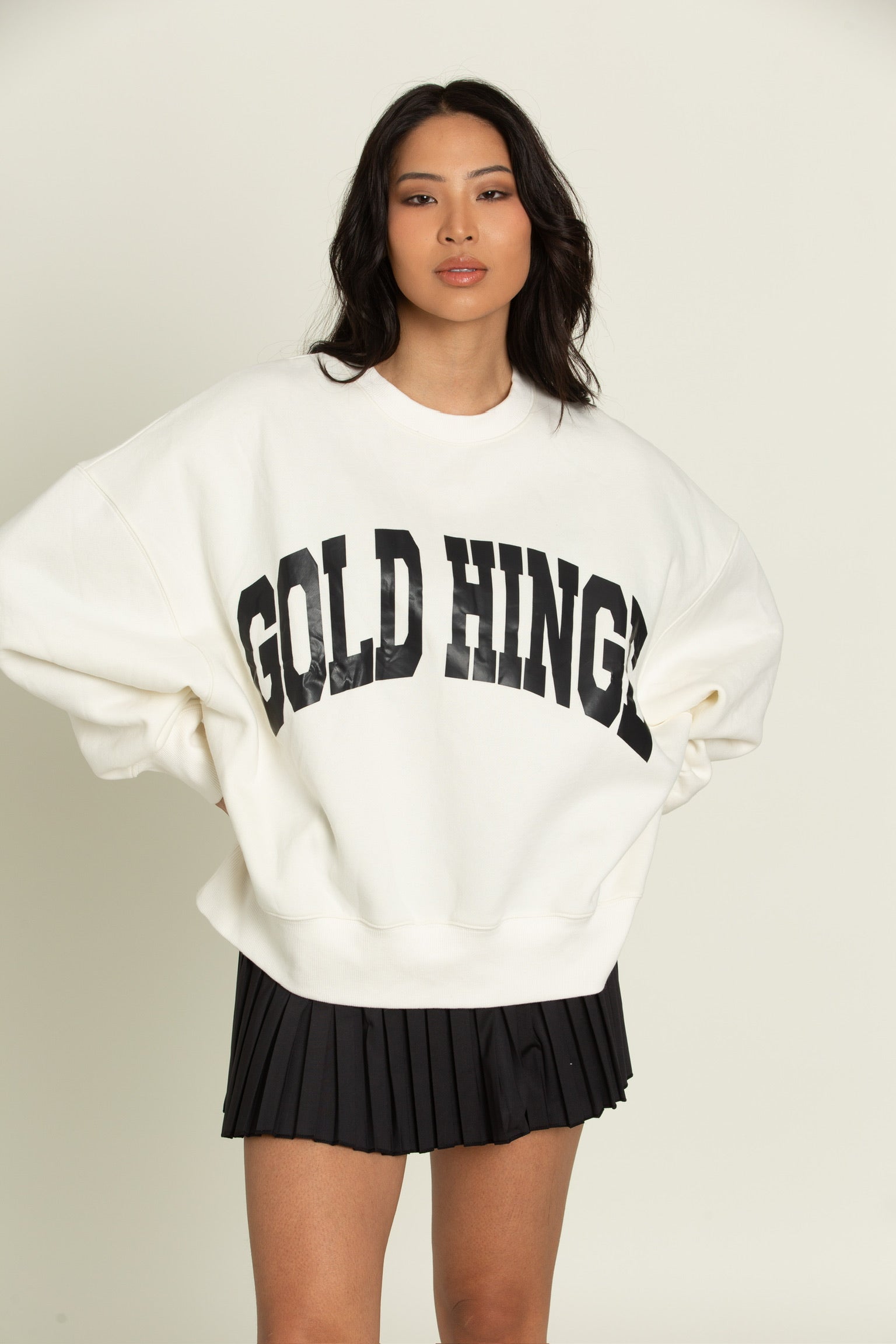 Ivory GH Wide Arm Sweatshirt – Gold Hinge