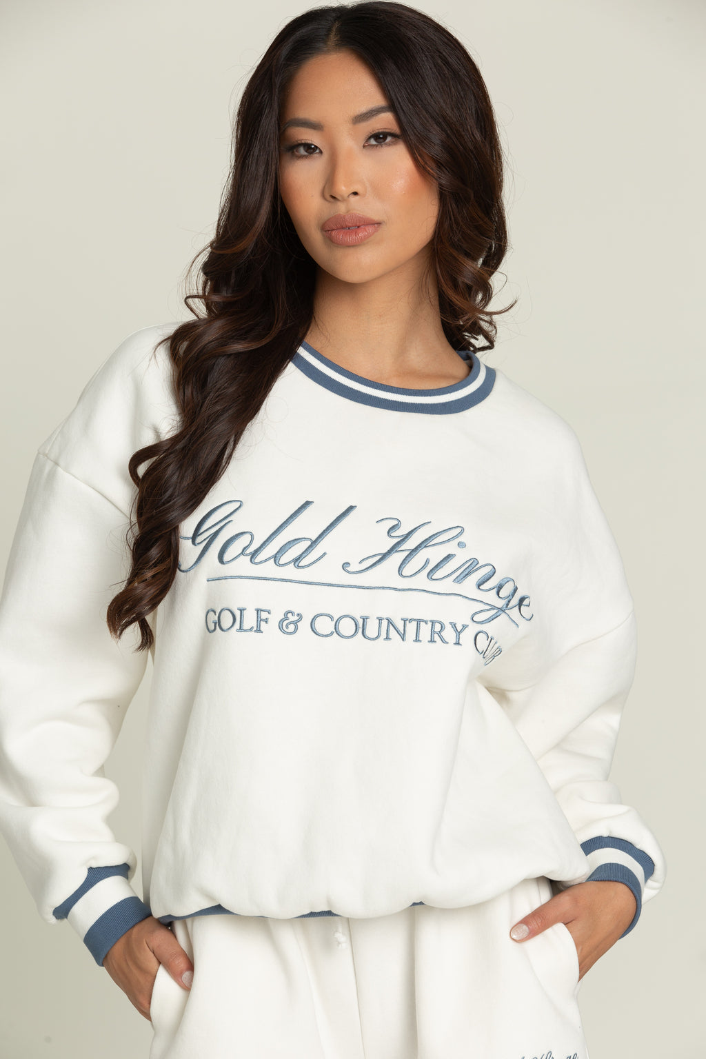 Country Club Sweatshirt – Gold Hinge